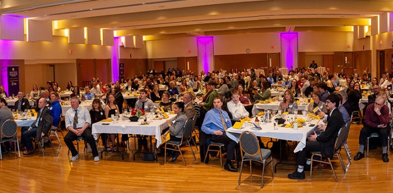 Students, donors honored at 2024 Sentry School of Business and ...